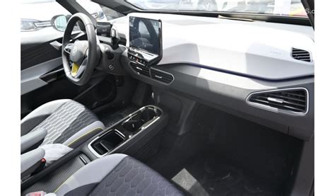 New Volkswagen Id3 Volkswagen Id 3 Pro Fwd 5 Doors Electric Engine 20 Inch Alloy Wheels