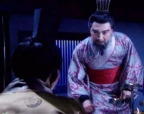 “孔融之死”是他活该吗？因他一个举动直戳要害，曹操非杀他不可