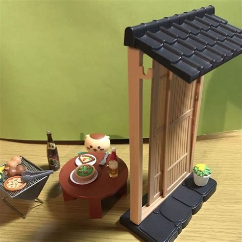 ちいかわくりまんじゅう料亭でお酒をたしなむミニチュア メルカリ