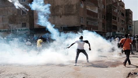 هل نقول وداعًا للديمقراطية في السنغال؟ 7iber حبر