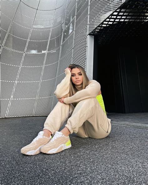 Giulia Paglianiti Feet