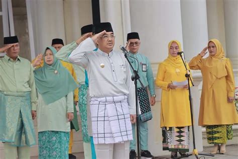 Bupati Tanjab Barat Pimpin Upacara Peringatan Hari Otonomi Daerah Tahun