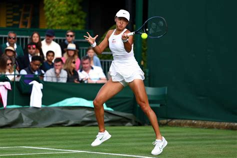 Chinas Xiyu Wang Claims Maiden Wta Title In Guangzhou Au