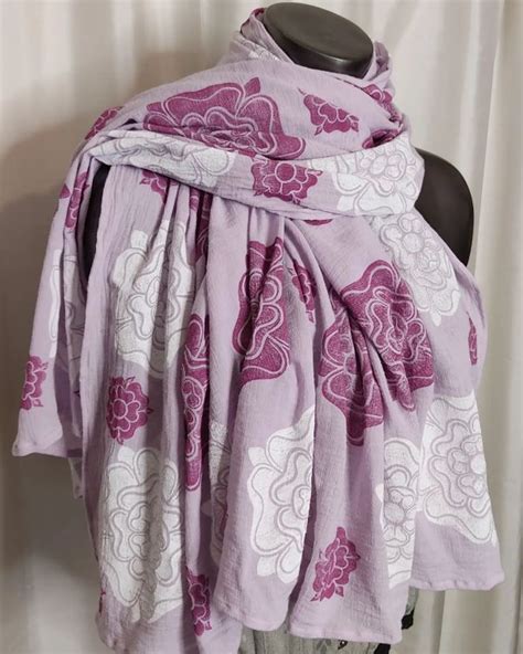 Scarf Sarong Wrap With 16th Century Tudor Rose Print Purple