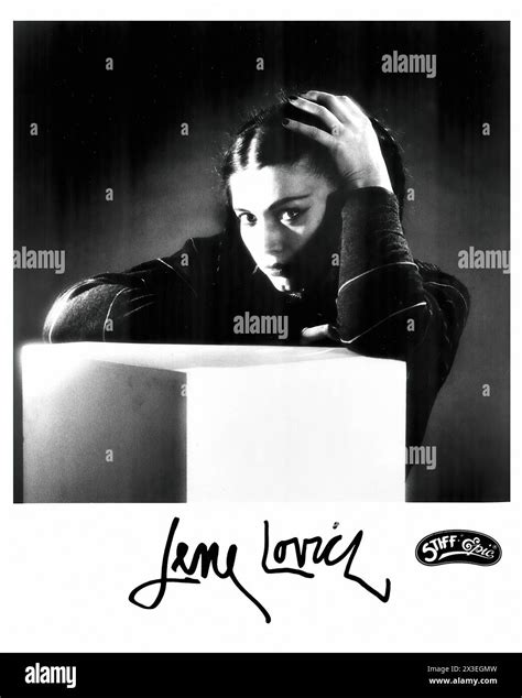 Lene Lovich 001 Vintage Music Label Promotional Picture