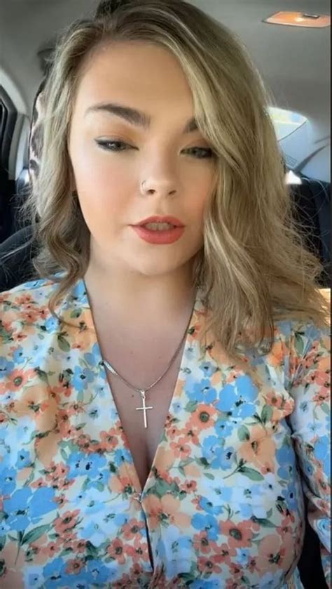 Busty Woman Shows How She Looks Before And After Church Leaving Mum Bemused Daily Star