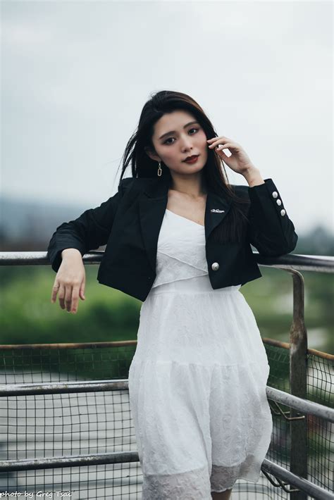 筱筱 天台连衣裙 65p 美图316