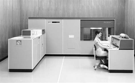 Ο πρώτος σκληρός δίσκος IBM 350 disk storage unit Forum RetroComputers gr