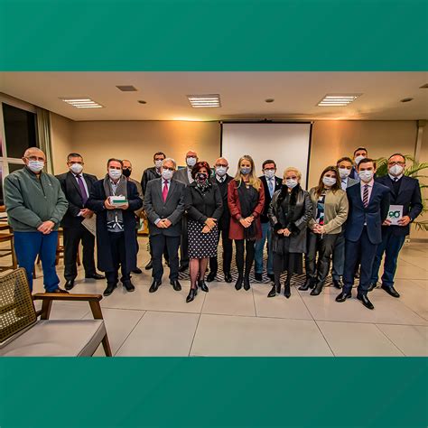 Simers anos entidade homenageia profissionais de Pelotas que marcaram a história da Medicina