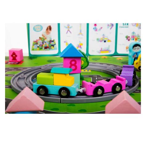 Set De Constructie Din Lemn Oraselul Cu Trenuri Covoras De Joaca Trenulet Cu Sine 56 De Piese