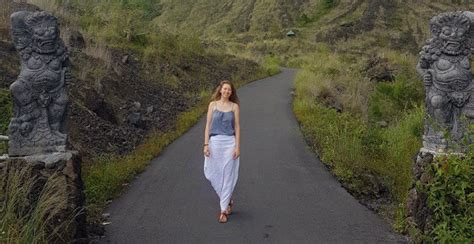 Anna Maria Bugaj Uprawniona Do Nauczania I Go Stopnia Vedic Art Vedic Art Ogólnopolska