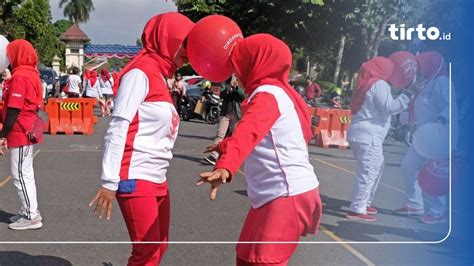 55 Ide Lomba 17 Agustus 2025 Buat Ibu Ibu Yang Heboh Dan Menarik