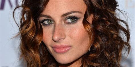 Aly Michalka Joins Two And A Half Men As Amber Tamblyns Love Interest Huffpost