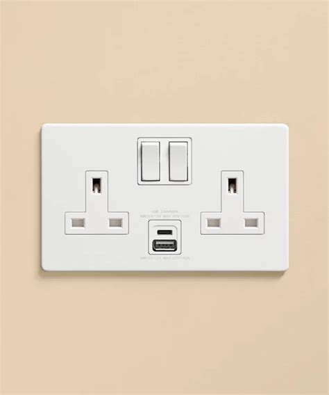 White Double Socket With USB USB C Dowsing Reynolds