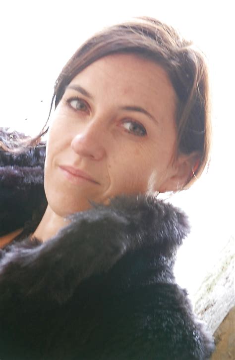 Isa Aime Sucer Les Grosses Bites Photo 24 94 109201134213