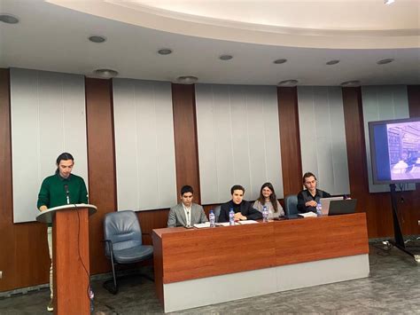 В Класическа гимназия Св Константин Кирил Философ Facebook