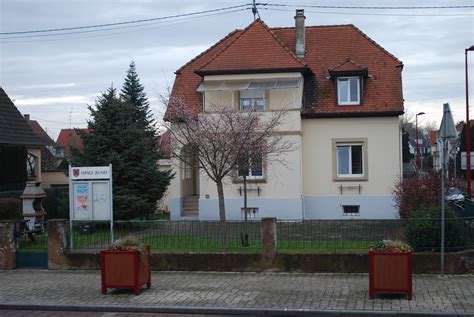 DSC 0003 Mairie De Mundolsheim Alsace Bas Rhin 67