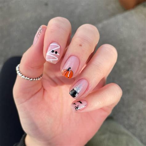Creative Halloween Nail Design Halloween Nails Simple Nails