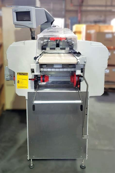 Mettler Toledo Solo 645 Automatic Meat Tray Wrapper Wrap Weigh Label