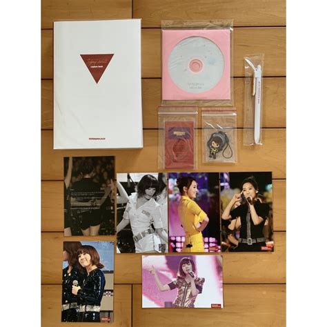 二手 太妍 韓站 Capture Book Flying Petals 寫真書 附全特典 蝦皮購物