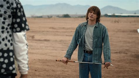 Stranger Things Season 5 Needs To Remember Jonathan Byers Exists Den