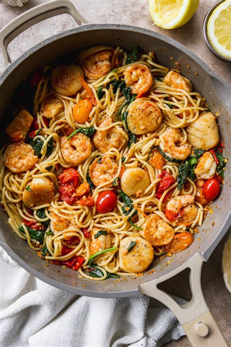 Healthy Shrimp And Scallop Pasta With Veggies Walder Wellness Rd