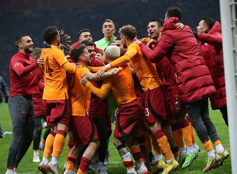 Son Dakika Galatasaray Haberleri Galatasarayda Taraftarı Yıkan