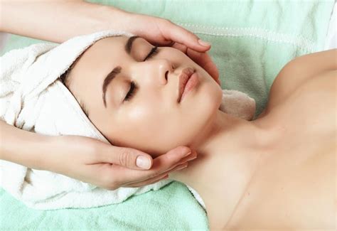 Premium Photo Anti Aging Facial Massage
