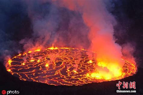 盘点摄影师拍下永久火山熔岩湖的壮丽景观 中国日报网
