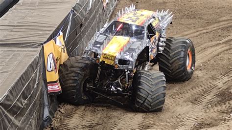 Review Monster Jam 2022 Gadgetgearnl