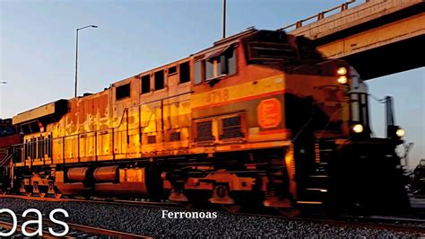 KCSM UP Y BNSF Al Servicio De Ferromex Moviendo Un Tren Con Doble