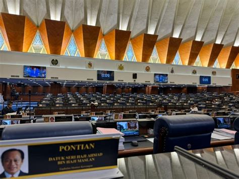 Opposition Mps Missing From Dewan Rakyat This Morning Ahmad Maslan