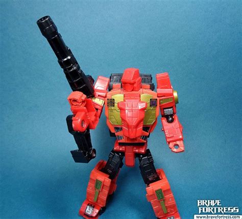 Transformers Power Of The Primes Titan Class Predaking Brave Fortress
