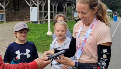 Amanda Nelson Breaks Canadian 24 Hour Record Canadian Running Magazine