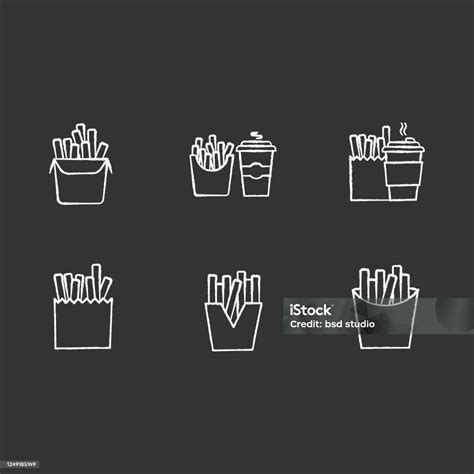 프렌치 프라이 분필 흰색 아이콘은 검은 색 배경에 설정 패스트 푸드 카페 메뉴 테이크 아웃 종이 패키지에 감자 튀김 식사와