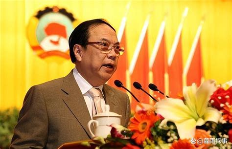 广东警虎陈绍基落马记，敛财千万包养明星，曾经破获多起大案