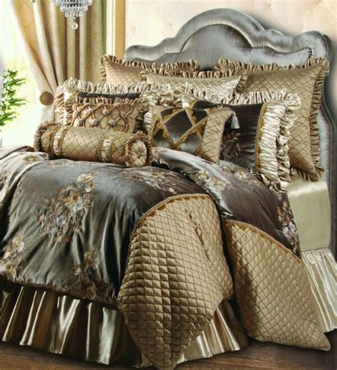 Pin By Erick Millán On Deco Art Comforter Sets Bed Linens Luxury