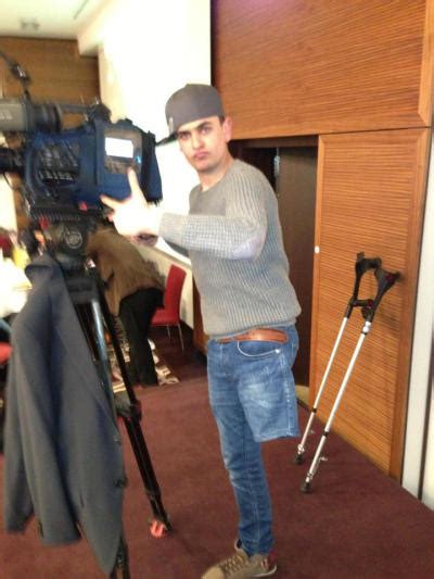 Cameraman I Wear My Casual Trousers With A Cut O Tumbex