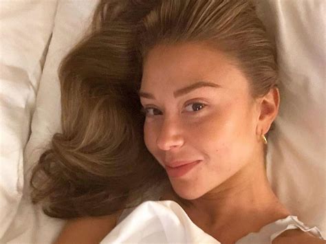 The Bachelorette Alum Gabby Windey Reveals When She Realized Shes