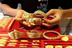 سعر الذهب اليوم السبت 2 أغسطس محليا وعالميا عيار 21 الآن بعد الانخفاض