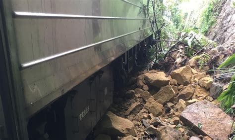 （更新）颱風梅花緩慢北上估計傍晚解除海警，豪雨影響台鐵平溪線單日兩次落石撞擊事故 Tnl The News Lens 關鍵評論網
