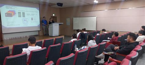 10 дугаар сард 18 хөдөлмөрийн гэрээт ажилтан сургалтад хамрагдлаа БНСУ дахь Хөдөлмөр нийгмийн