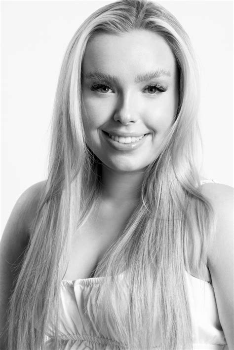 Olivia Gear Assets Model Agency