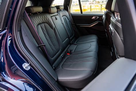 Bmw X5 Vs Bmw X7 Comparison Carexpert