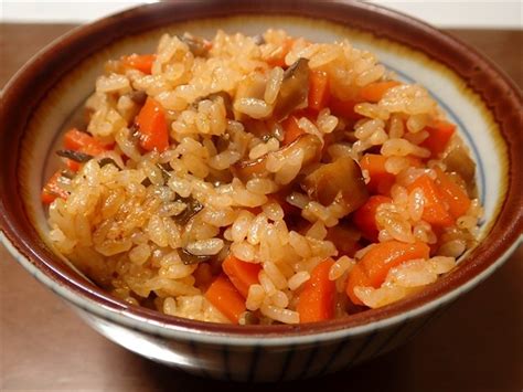 ヒラタケ、人参の混ぜご飯 By 福井のおじじ 【クックパッド】 簡単おいしいみんなのレシピが395万品