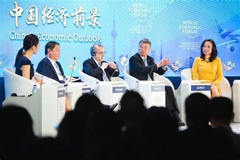中国経済は米中貿易戦争で崩壊するのか、しないのか。夏のダボス会議で楽観派と慎重派が論戦 ハフポスト World