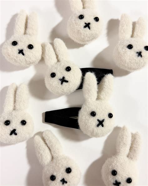퐁퐁삔 핸드메이드 헤어핀 발송전 사랑스러운떼샷 🎀💖 Instagram