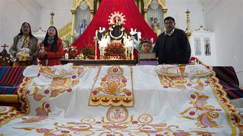 Como familia pedimos paz y tranquilidad en el país dijo la nueva