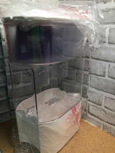 Pur 44 Cup Extra Large Capacity Filtered Water Dispenser White