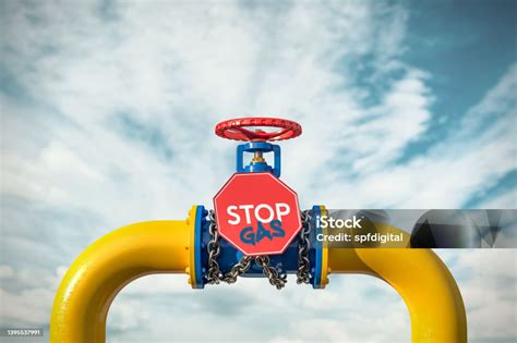 산업용 파이프 라인 및 밸브 체인 및 빨간색 기호가있는 빨간색 휠이있는 밸브 스톱 가스 제재의 개념을 드러내는 금융 은유 3d